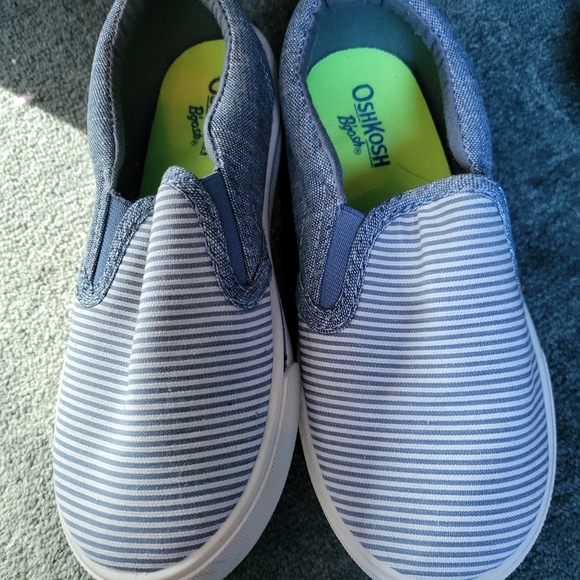 OshKosh B'gosh | Shoes | Osh Kosh Bgosh Size Striped Slip On Shoes ...